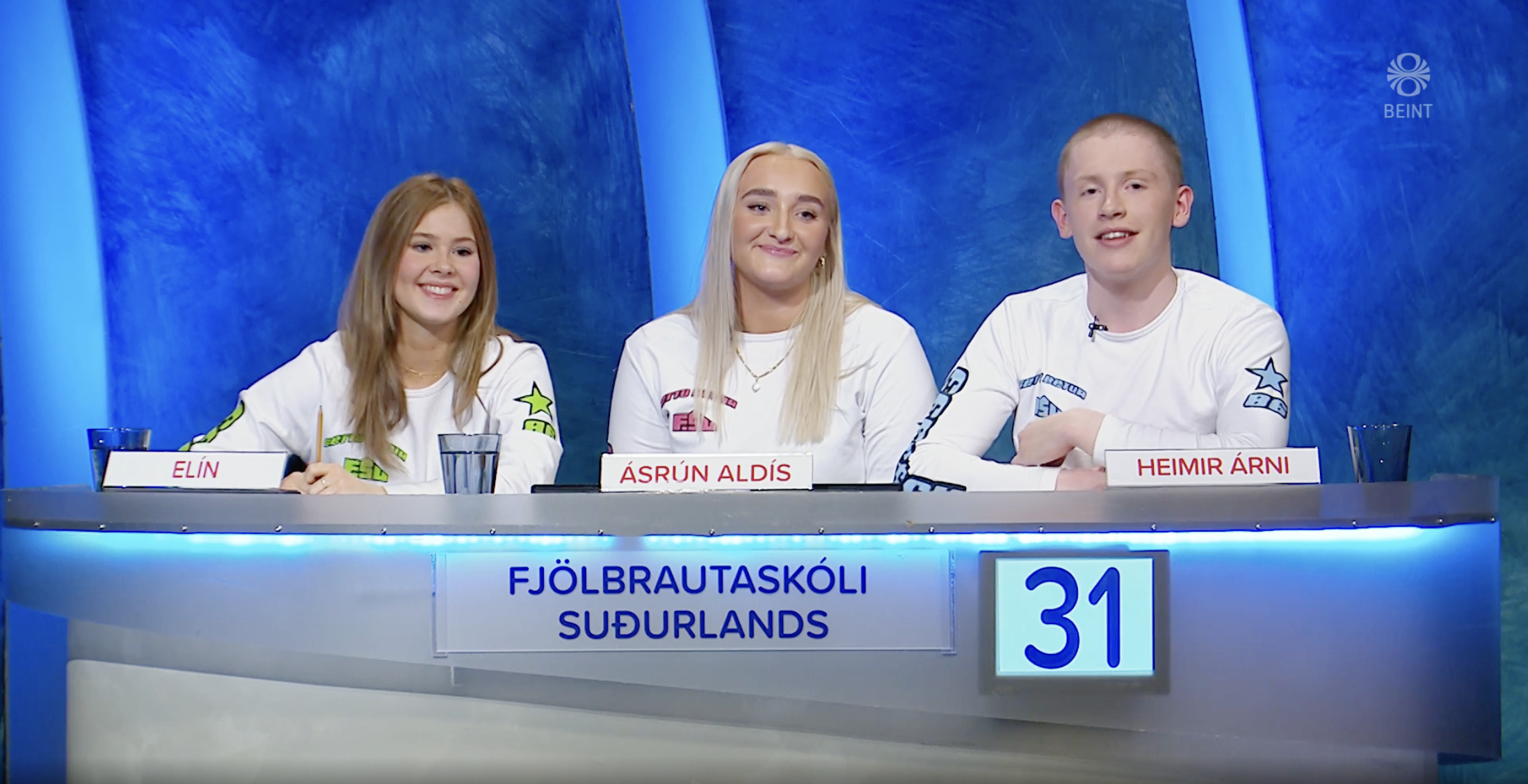 FSu keppir um hljóðnemann í fyrsta sinn í 37 ár - DFS.is